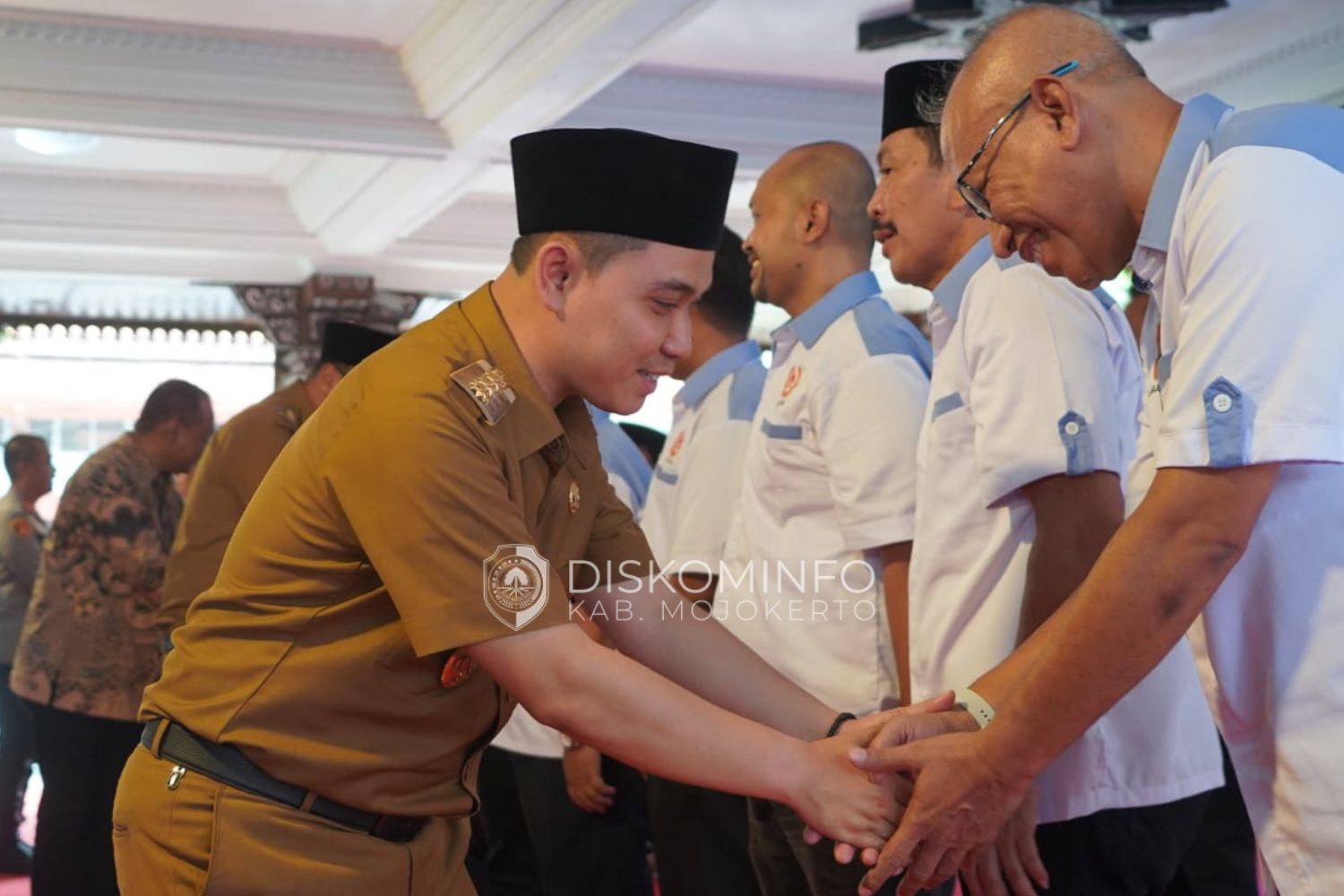 51 Pengurus KONI Kabupaten Mojokerto Dilantik, Gus Barra Komitmen ...